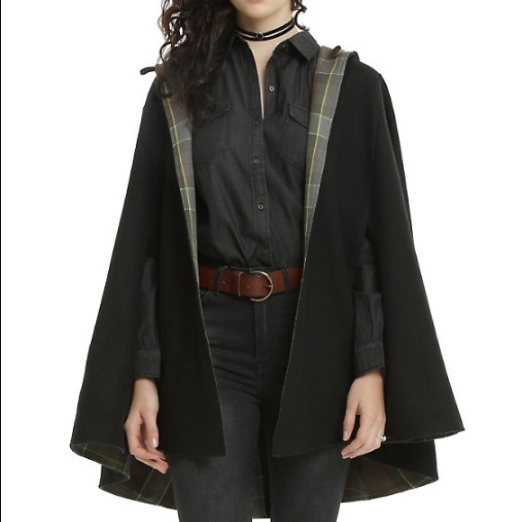 Hot Topic | Jackets & Coats | Iso Outlander Reversible Cape | Poshmark